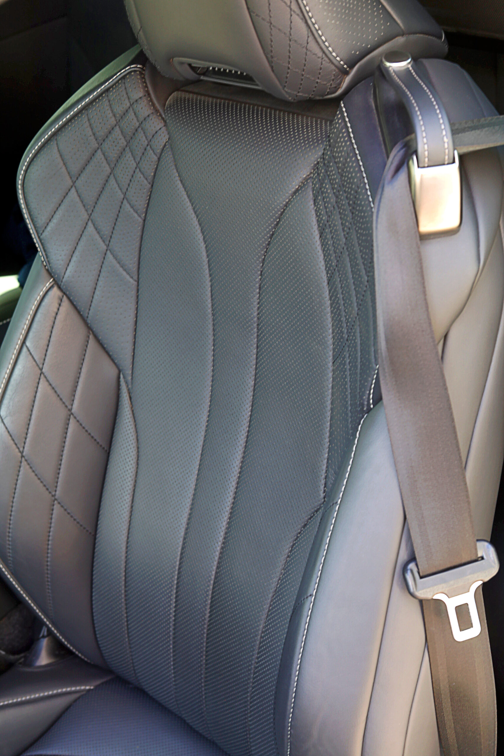 Lexus LC500 – EXO Automobiles