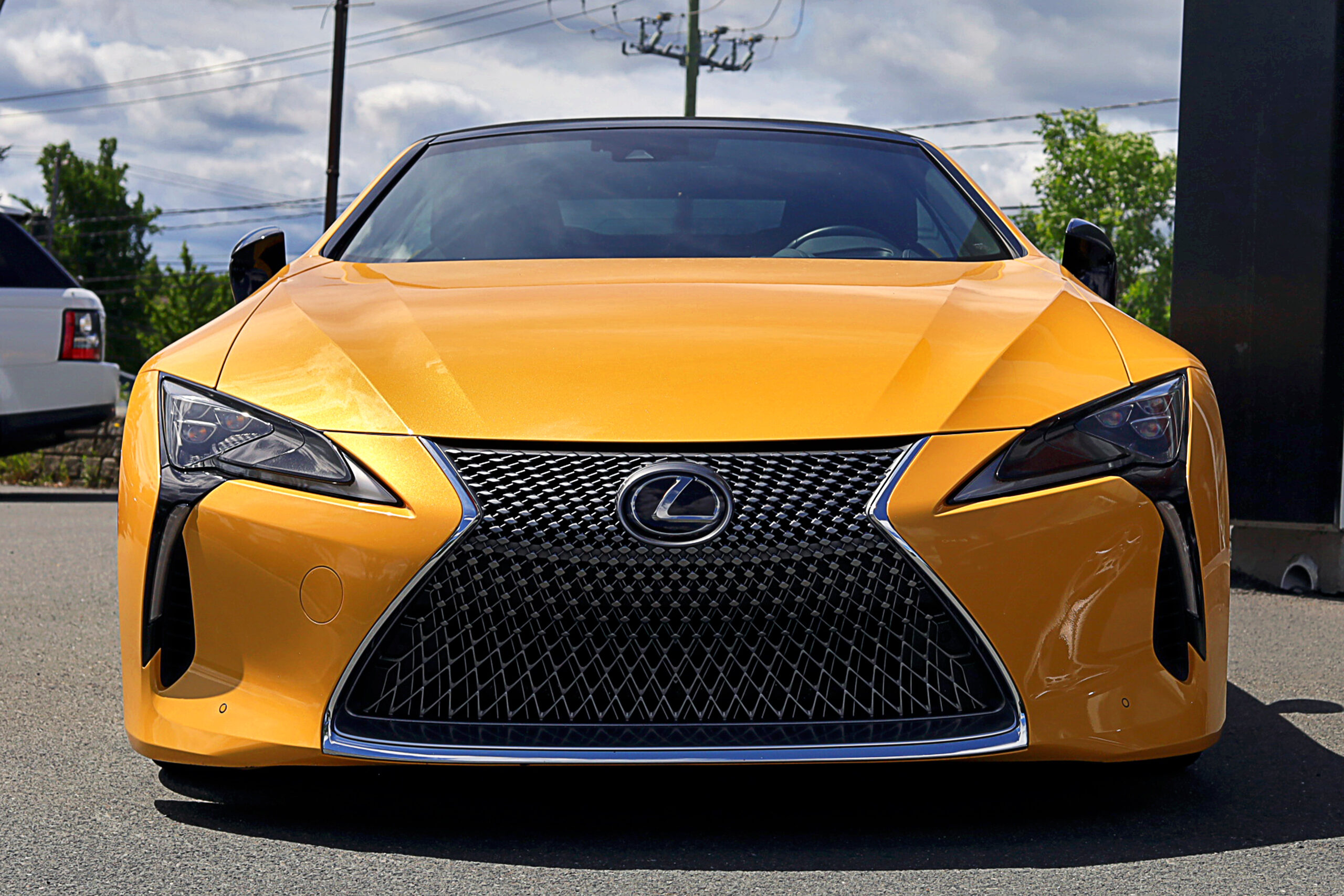 Lexus LC500 – EXO Automobiles