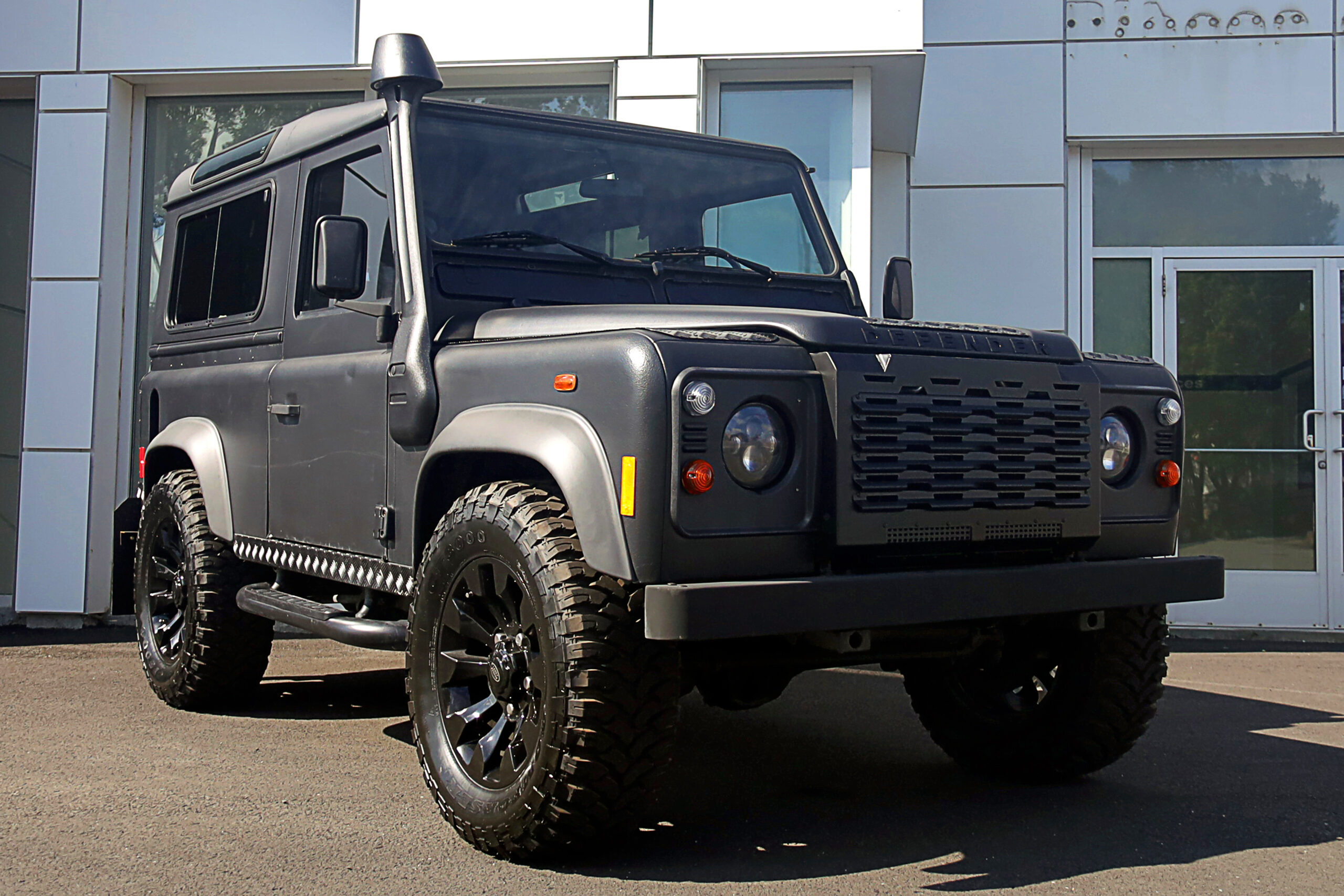 The Defender 2004